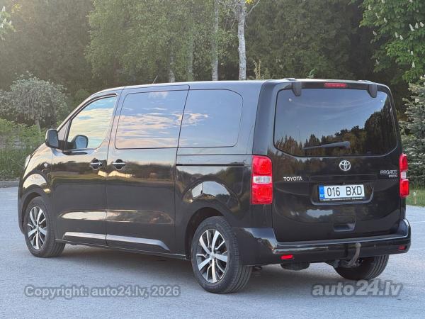 Melns Toyota Proace 2018 Tallina, ar dzinēja tilpumu 2.00 L un nobraukumu 232 tūkst. km par 18900 €, foto 4 vietnē AUTOMOTO.COM.LV