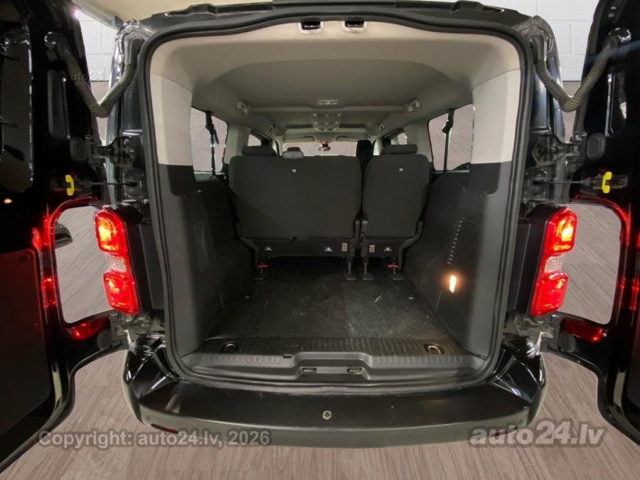 Melns Toyota Proace 2018 Tallina, ar dzinēja tilpumu 1.56 L un nobraukumu 175 tūkst. km par 16900 €, foto 11 vietnē AUTOMOTO.COM.LV