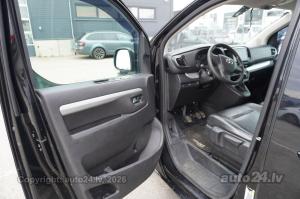 Black Toyota Proace 2020 in Tallinn, with an engine capacity of 1.50 L and mileage of 322 thousand km for 9500 €, photo 14 on AUTOMOTO.COM.LV