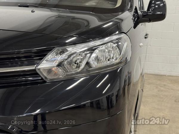 Черный Тойота Proace 2021 в Таллин, объемом двигателя 2.00 л и пробегом 88 тыс. км за 24995 €, фото 4 на AUTOMOTO.COM.LV