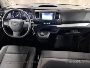 Black Toyota Proace 2023 in Tallinn, with an engine capacity of 2.00 L and mileage of 86 thousand km for 28900 €, photo 9 on AUTOMOTO.COM.LV