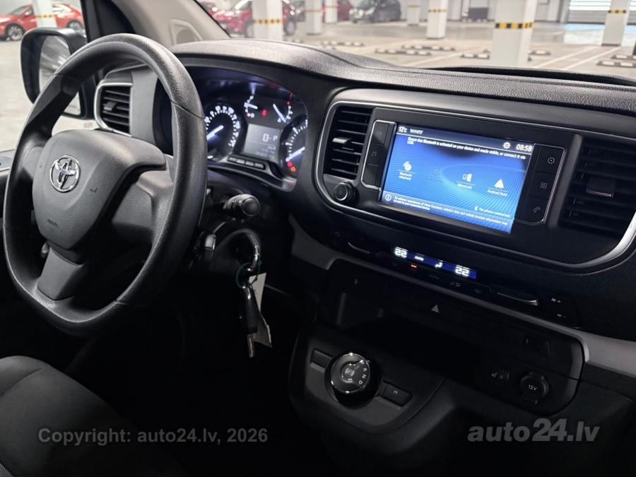 Black Toyota Proace 2023 in Tallinn, with an engine capacity of 2.00 L and mileage of 86 thousand km for 28900 €, photo 10 on AUTOMOTO.COM.LV