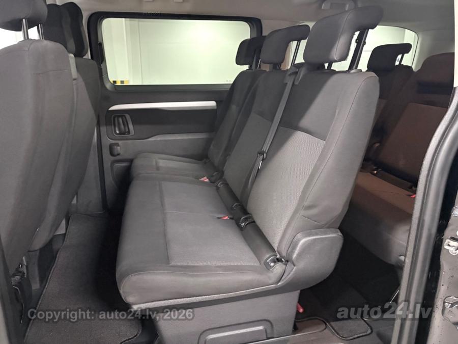 Black Toyota Proace 2023 in Tallinn, with an engine capacity of 2.00 L and mileage of 86 thousand km for 28900 €, photo 12 on AUTOMOTO.COM.LV