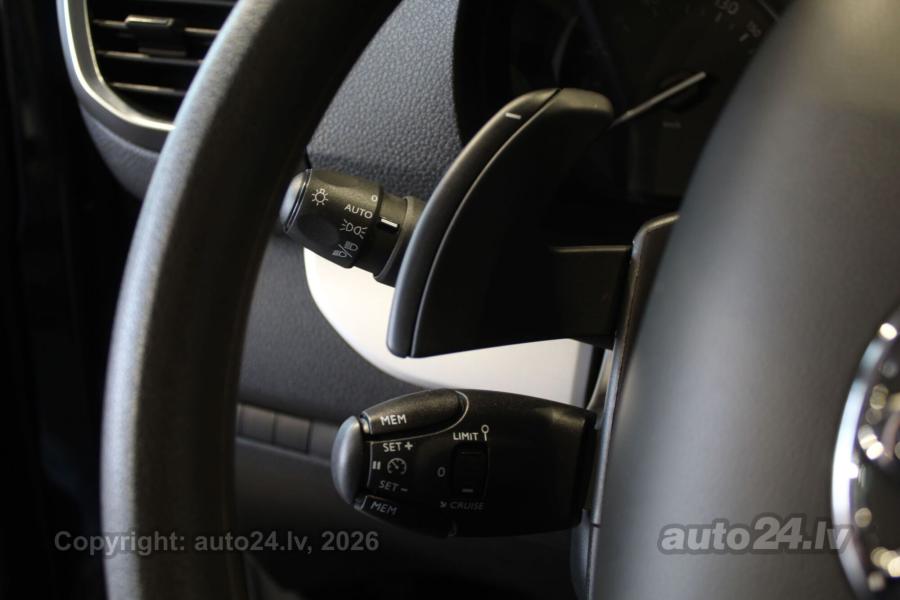 Melns Toyota Proace 2023 Tallina, ar dzinēja tilpumu 2.00 L un nobraukumu 86 tūkst. km par 33490 €, foto 18 vietnē AUTOMOTO.COM.LV