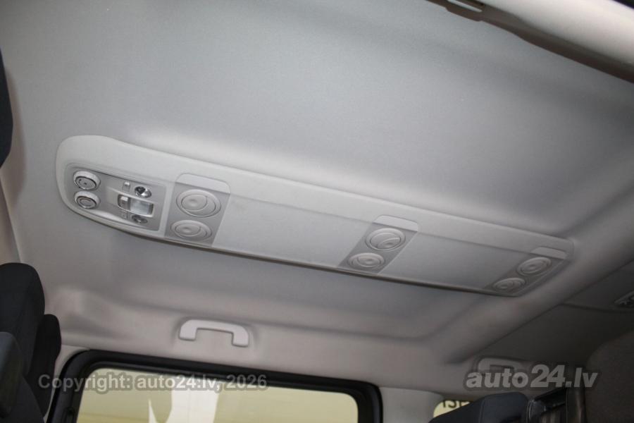 Melns Toyota Proace 2023 Tallina, ar dzinēja tilpumu 2.00 L un nobraukumu 86 tūkst. km par 33490 €, foto 19 vietnē AUTOMOTO.COM.LV