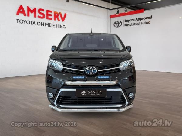 Black Toyota Proace 2023 in Parnu, with an engine capacity of 2.00 L and mileage of 85 thousand km for 37500 €, photo 5 on AUTOMOTO.COM.LV