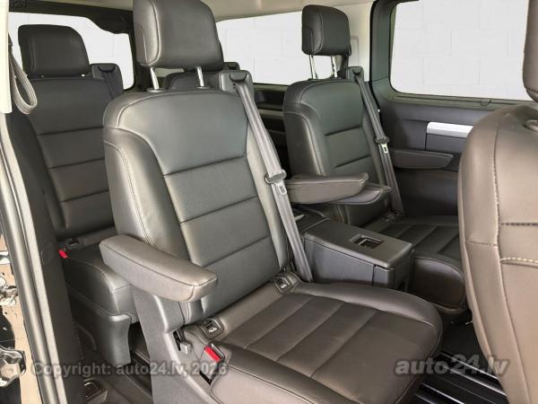 Black Toyota Proace 2023 in Parnu, with an engine capacity of 2.00 L and mileage of 85 thousand km for 37500 €, photo 7 on AUTOMOTO.COM.LV