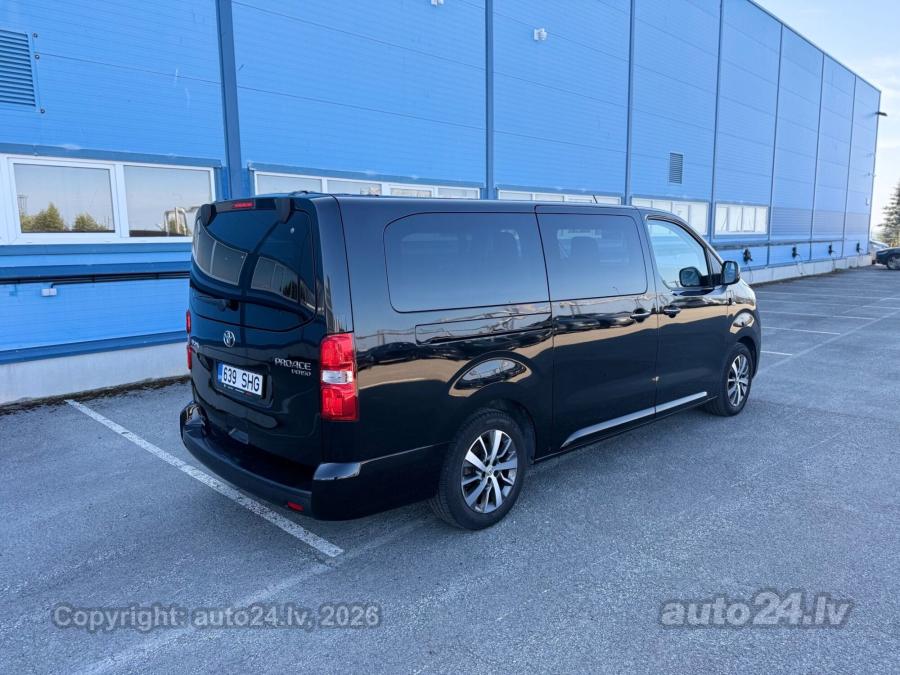 Melns Toyota Proace 2023 Tallina, ar dzinēja tilpumu 2.00 L un nobraukumu 222 tūkst. km par 33490 €, foto 5 vietnē AUTOMOTO.COM.LV
