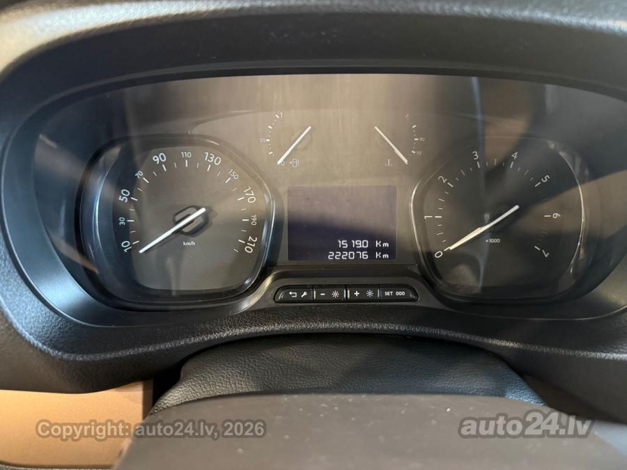 Melns Toyota Proace 2023 Tallina, ar dzinēja tilpumu 2.00 L un nobraukumu 222 tūkst. km par 33490 €, foto 13 vietnē AUTOMOTO.COM.LV