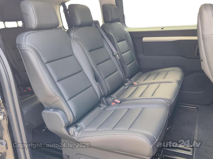 Black Toyota Proace 2024 in Tallinn, with an engine capacity of 2.00 L and mileage of 56 thousand km for 40995 €, photo 8 on AUTOMOTO.COM.LV