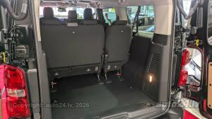 Black Toyota Proace 2024 in Tallinn, with an engine capacity of 2.00 L and mileage of 39 thousand km for 33990 €, photo 17 on AUTOMOTO.COM.LV