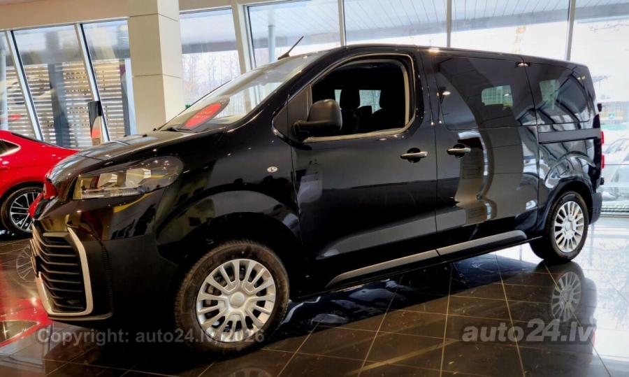 Black Toyota Proace 2026 in Tallinn, with an engine capacity of 2.00 L and mileage of 6 thousand km for 36100 €, photo 8 on AUTOMOTO.COM.LV