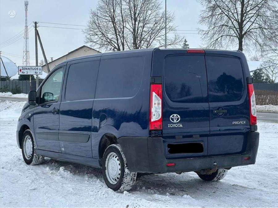 Zils Toyota Proace 2016 Tauragė, ar dzinēja tilpumu 2.00 L un nobraukumu 216 tūkst. km par 4000 €, foto 2 vietnē AUTOMOTO.COM.LV