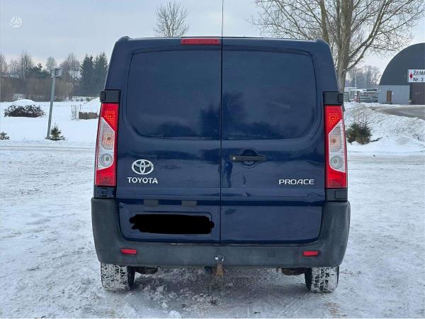Blue Toyota Proace 2016 in Taurage, with an engine capacity of 2.00 L and mileage of 216 thousand km for 4000 €, photo 6 on AUTOMOTO.COM.LV