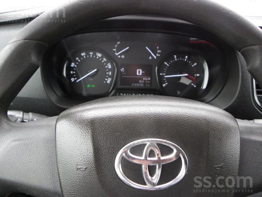 Zils Toyota Proace 2017 Valka, ar dzinēja tilpumu 2.00 L un nobraukumu 230 tūkst. km par 8800 €, foto 10 vietnē AUTOMOTO.COM.LV