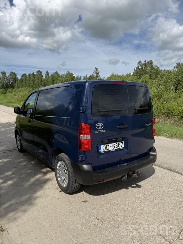 Blue Toyota Proace 2019 in Aizkraukle, with an engine capacity of 1.60 L and mileage of 73 thousand km for 12900 €, photo 3 on AUTOMOTO.COM.LV