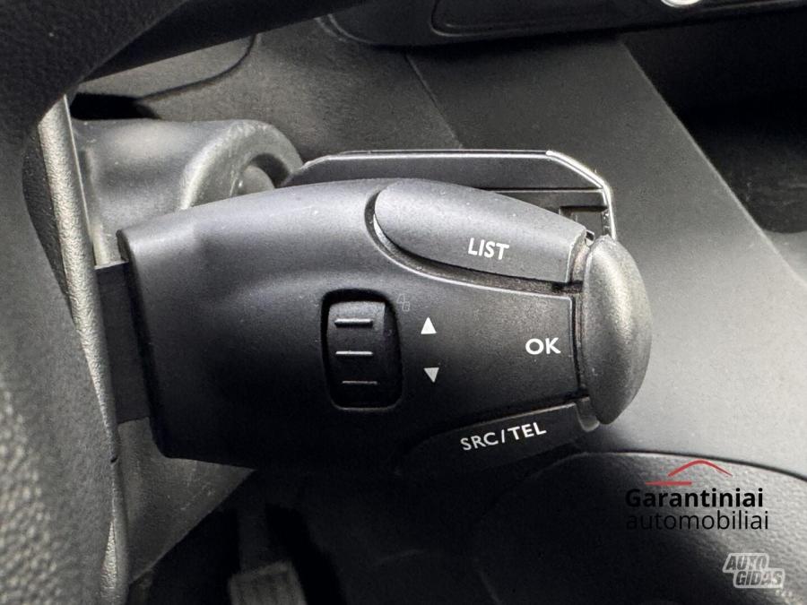 Blue Toyota Proace 2022 in Avizieniai, with an engine capacity of 1.20 L and mileage of 179 thousand km for 12950 €, photo 12 on AUTOMOTO.COM.LV