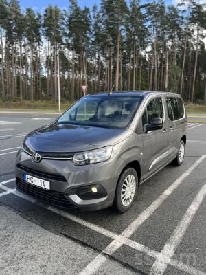 Brūns Toyota Proace 2022 Rīga, ar dzinēja tilpumu 1.50 L un nobraukumu 98 tūkst. km par 14200 €, foto  vietnē AUTOMOTO.COM.LV