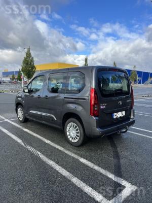 Brūns Toyota Proace 2022 Rīga, ar dzinēja tilpumu 1.50 L un nobraukumu 98 tūkst. km par 14200 €, foto 5 vietnē AUTOMOTO.COM.LV