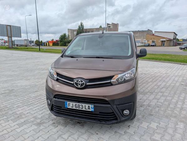 Brūns Toyota Proace 2019 Tauragė, ar dzinēja tilpumu 2.00 L un nobraukumu 124 tūkst. km par 11495 €, foto 2 vietnē AUTOMOTO.COM.LV