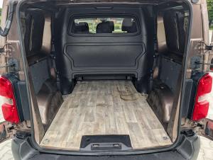Brūns Toyota Proace 2019 Tauragė, ar dzinēja tilpumu 2.00 L un nobraukumu 124 tūkst. km par 11495 €, foto 16 vietnē AUTOMOTO.COM.LV