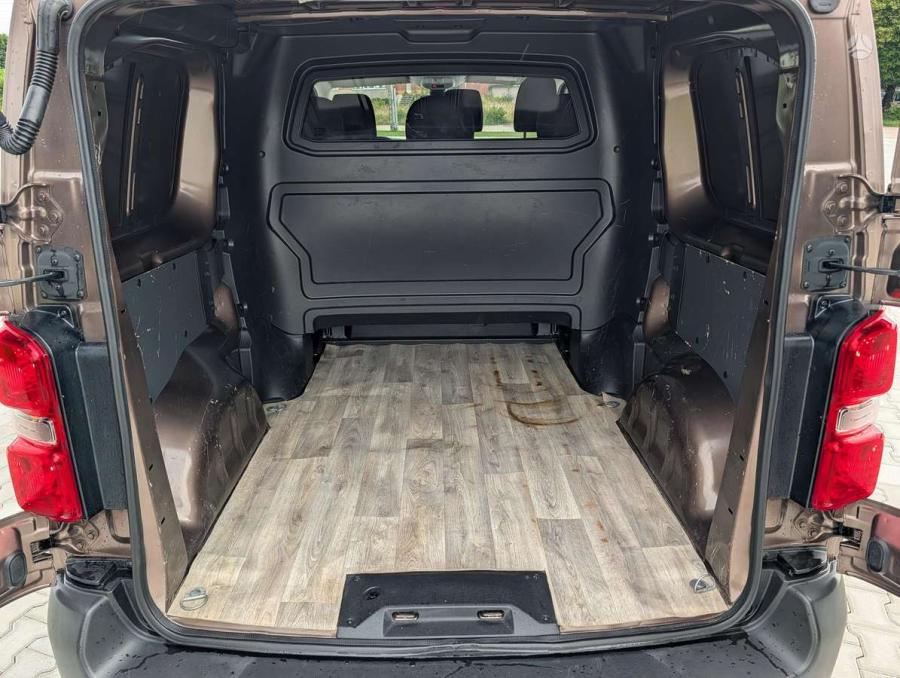 Brūns Toyota Proace 2019 Tauragė, ar dzinēja tilpumu 2.00 L un nobraukumu 124 tūkst. km par 11495 €, foto 16 vietnē AUTOMOTO.COM.LV