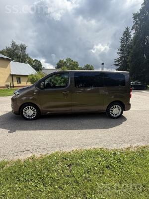 Brūns Toyota Proace 2017 Jelgava, ar dzinēja tilpumu 1.60 L un nobraukumu 126 tūkst. km par 16900 €, foto 4 vietnē AUTOMOTO.COM.LV
