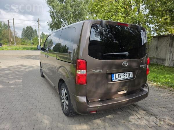 Brown Toyota Proace 2017 in Riga, with an engine capacity of 2.00 L and mileage of 68 thousand km for 22000 €, photo 4 on AUTOMOTO.COM.LV