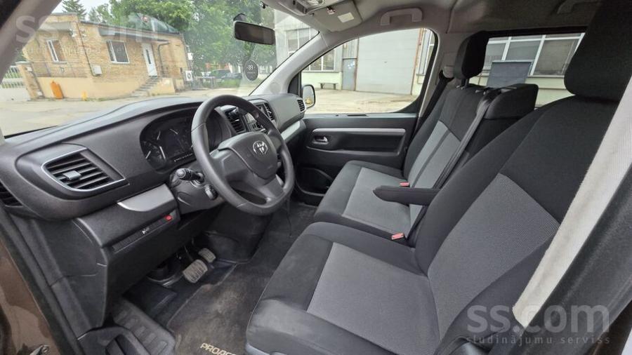 Brūns Toyota Proace 2017 Rīga, ar dzinēja tilpumu 2.00 L un nobraukumu 259 tūkst. km par 13500 €, foto 9 vietnē AUTOMOTO.COM.LV