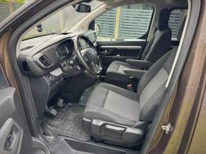 Brown Toyota Proace 2018 in Jelgava, with an engine capacity of 2.00 L and mileage of 123 thousand km for 19800 €, photo 9 on AUTOMOTO.COM.LV