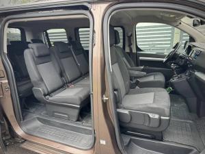 Brown Toyota Proace 2018 in Jelgava, with an engine capacity of 2.00 L and mileage of 123 thousand km for 19800 €, photo 12 on AUTOMOTO.COM.LV