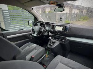 Brown Toyota Proace 2018 in Jelgava, with an engine capacity of 2.00 L and mileage of 123 thousand km for 19800 €, photo 14 on AUTOMOTO.COM.LV
