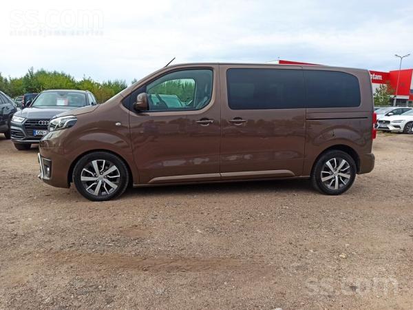 Brown Toyota Proace 2018 in Daugavpils, with an engine capacity of 2.00 L and mileage of 0 thousand km for 24900 €, photo 4 on AUTOMOTO.COM.LV