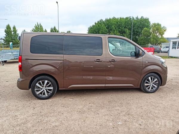 Brown Toyota Proace 2018 in Daugavpils, with an engine capacity of 2.00 L and mileage of 0 thousand km for 24900 €, photo 8 on AUTOMOTO.COM.LV