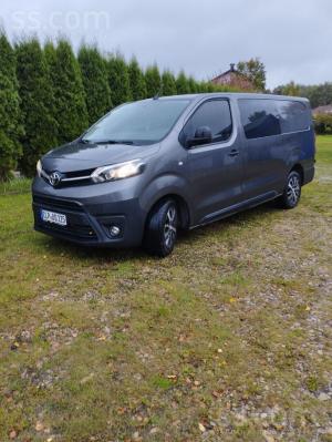 Brown Toyota Proace 2018 in Riga, with an engine capacity of 2.00 L and mileage of 257 thousand km for 135006 €, photo  on AUTOMOTO.COM.LV