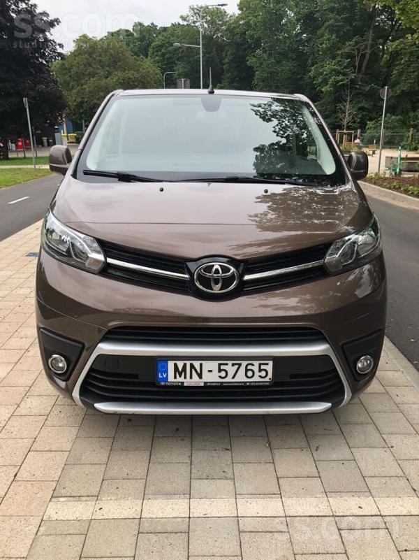 Brūns Toyota Proace 2020 Rīga, ar dzinēja tilpumu 2.00 L un nobraukumu 127 tūkst. km par 22500 €, foto 3 vietnē AUTOMOTO.COM.LV