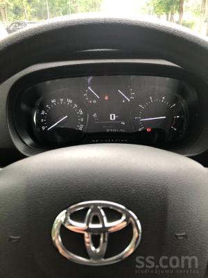 Brown Toyota Proace 2020 in Riga, with an engine capacity of 2.00 L and mileage of 131 thousand km for 20750 €, photo 14 on AUTOMOTO.COM.LV