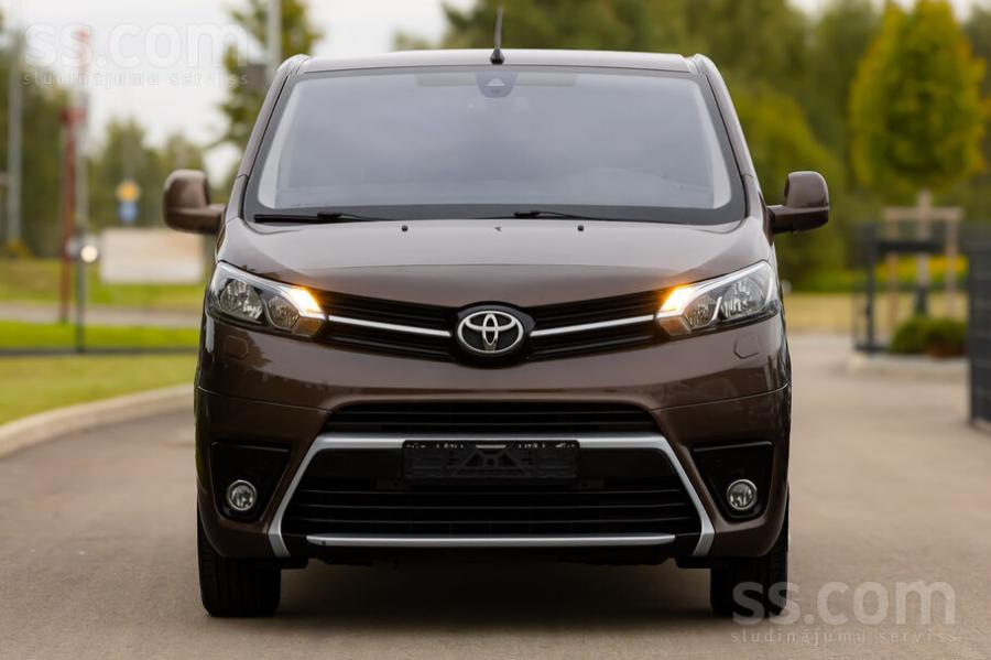 Brown Toyota Proace 2020 in Jelgava, with an engine capacity of 2.00 L and mileage of 0 thousand km for 16700 €, photo 3 on AUTOMOTO.COM.LV