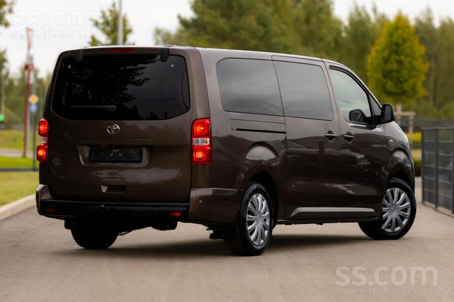Brown Toyota Proace 2020 in Jelgava, with an engine capacity of 2.00 L and mileage of 0 thousand km for 16700 €, photo 5 on AUTOMOTO.COM.LV