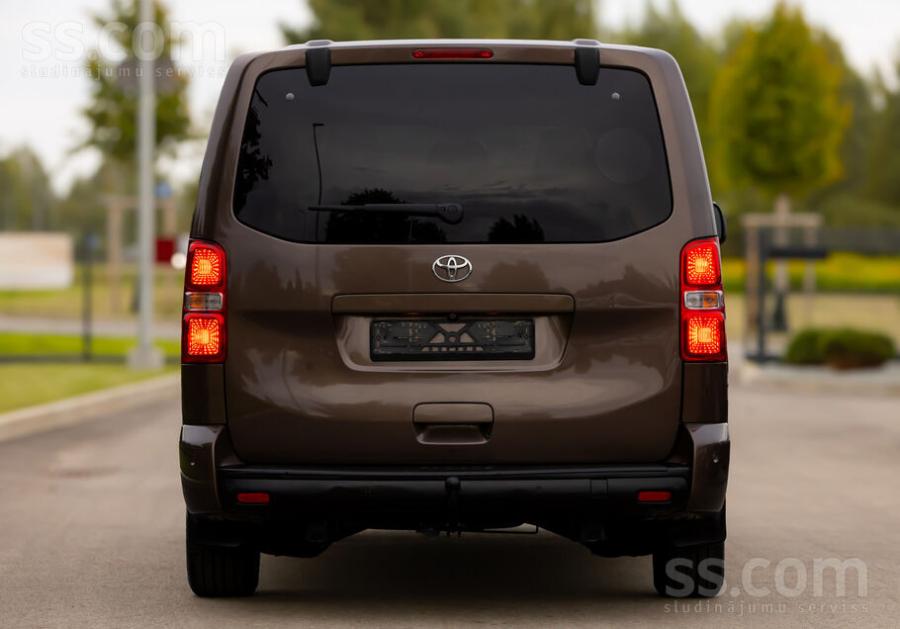 Brown Toyota Proace 2020 in Jelgava, with an engine capacity of 2.00 L and mileage of 0 thousand km for 16700 €, photo 6 on AUTOMOTO.COM.LV