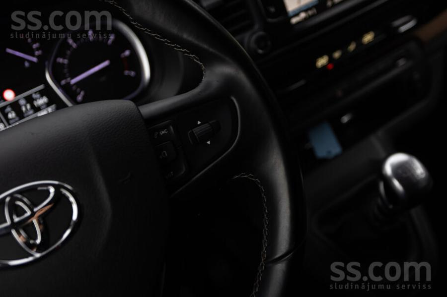 Brown Toyota Proace 2020 in Jelgava, with an engine capacity of 2.00 L and mileage of 0 thousand km for 16700 €, photo 20 on AUTOMOTO.COM.LV