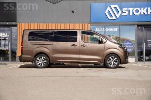Brown Toyota Proace 2022 in Riga, with an engine capacity of 2.00 L and mileage of 87 thousand km for 28900 €, photo 10 on AUTOMOTO.COM.LV