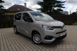 Brown Toyota Proace 2022 in Riga, with an engine capacity of 1.50 L and mileage of 172 thousand km for 11990 €, photo 3 on AUTOMOTO.COM.LV