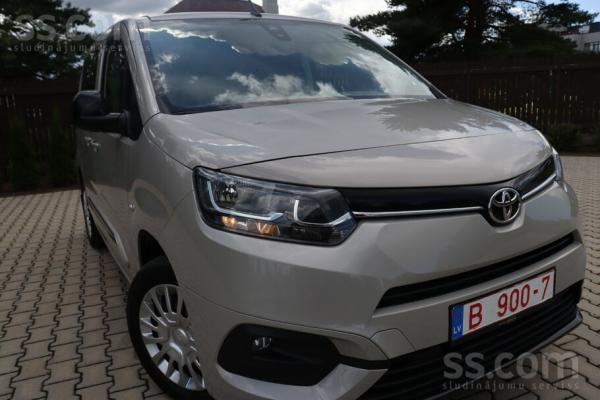 Brown Toyota Proace 2022 in Riga, with an engine capacity of 1.50 L and mileage of 172 thousand km for 11990 €, photo 8 on AUTOMOTO.COM.LV