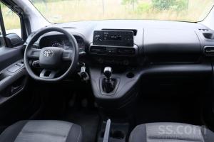 Brown Toyota Proace 2022 in Riga, with an engine capacity of 1.50 L and mileage of 172 thousand km for 11990 €, photo 13 on AUTOMOTO.COM.LV