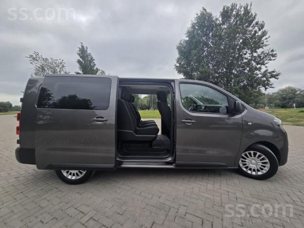 Brūns Toyota Proace 2023 Rīga, ar dzinēja tilpumu 2.00 L un nobraukumu 26 tūkst. km par 33638 €, foto 2 vietnē AUTOMOTO.COM.LV