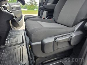 Brown Toyota Proace 2023 in Riga, with an engine capacity of 2.00 L and mileage of 26 thousand km for 33638 €, photo 10 on AUTOMOTO.COM.LV