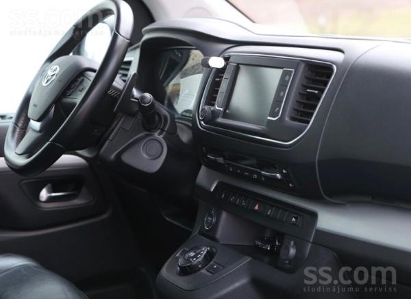 Brown Toyota Proace 2017 in Ventspils, with an engine capacity of 2.00 L and mileage of 140 thousand km for 20000 €, photo 5 on AUTOMOTO.COM.LV