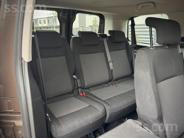 Brūns Toyota Proace 2018 Jelgava, ar dzinēja tilpumu 2.00 L un nobraukumu 123 tūkst. km par 19800 €, foto 9 vietnē AUTOMOTO.COM.LV