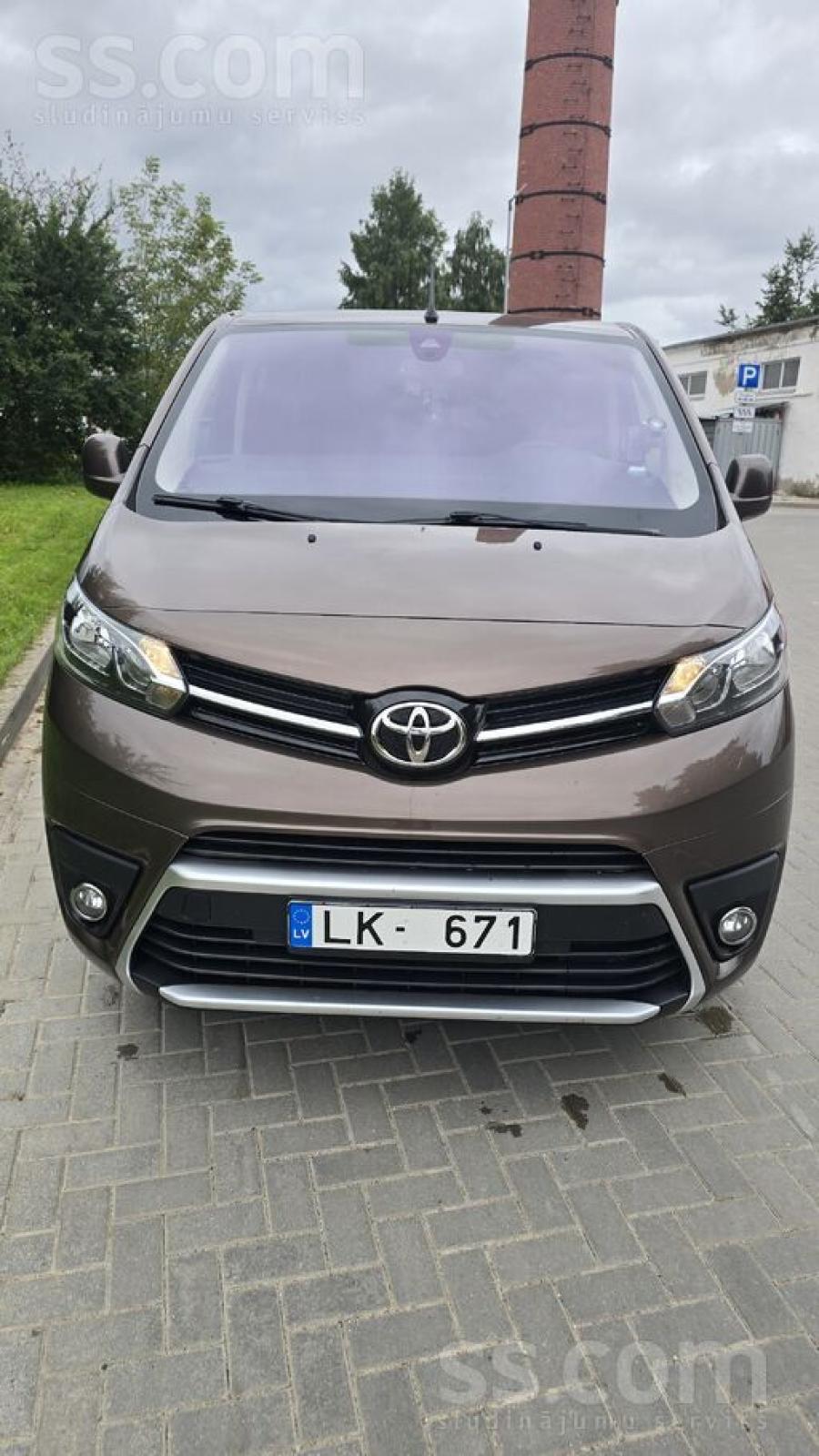 Brūns Toyota Proace 2018 Saldus, ar dzinēja tilpumu 2.00 L un nobraukumu 168 tūkst. km par 14000 €, foto 1 vietnē AUTOMOTO.COM.LV